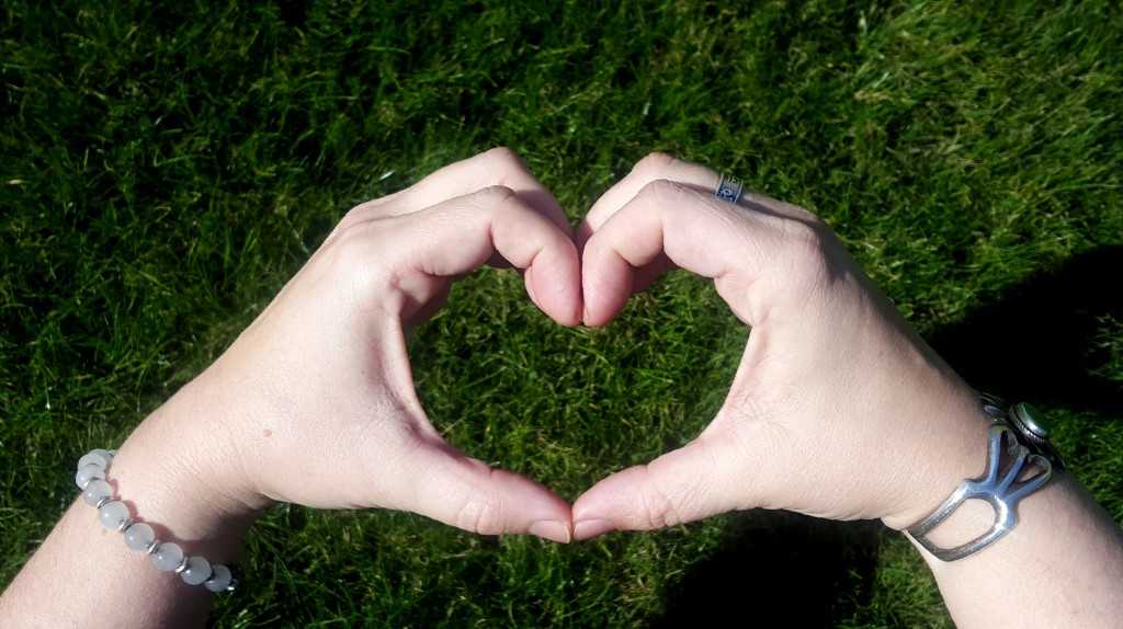 Heart Mudra - YoginiRose Therapeutics